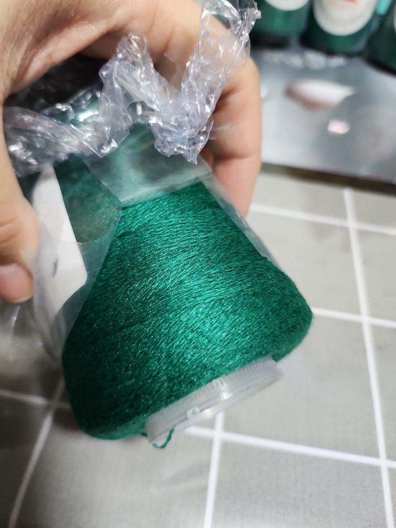 LP cashmere yarn, knitting, crochet, Hobbies & Toys, Stationery & Craft ...
