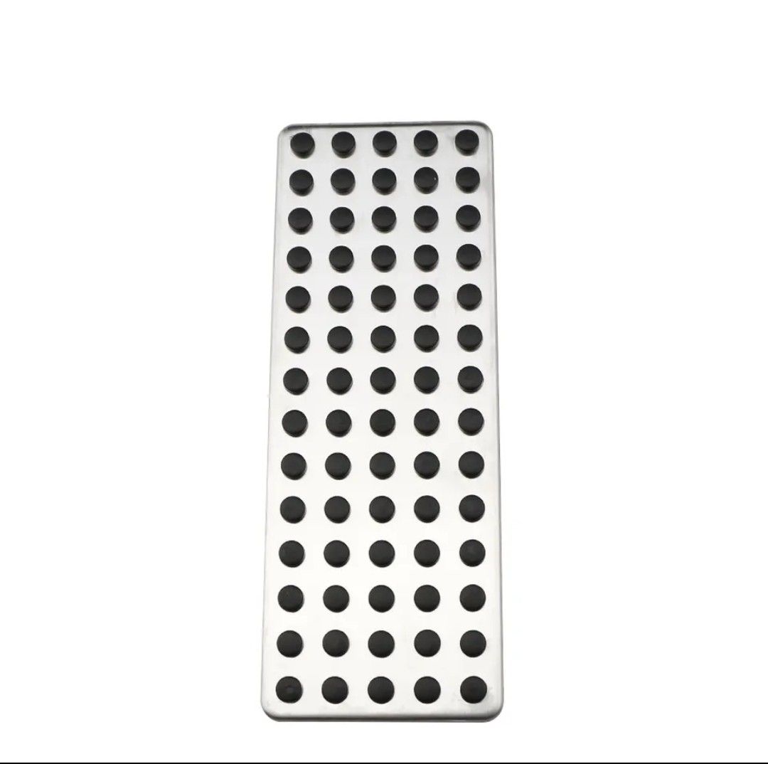 Mercedes benz foot rest, Car Accessories, Accessories on Carousell
