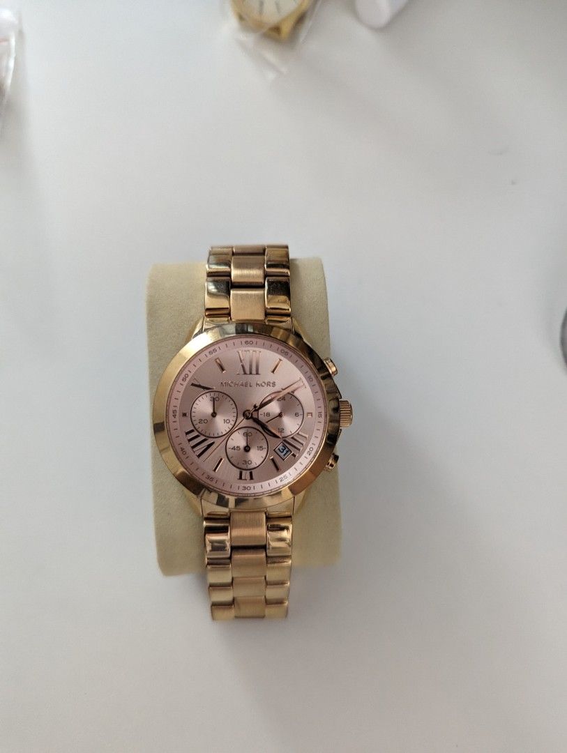 Michael Kors Rose Gold watch, Luxury, Watches on Carousell