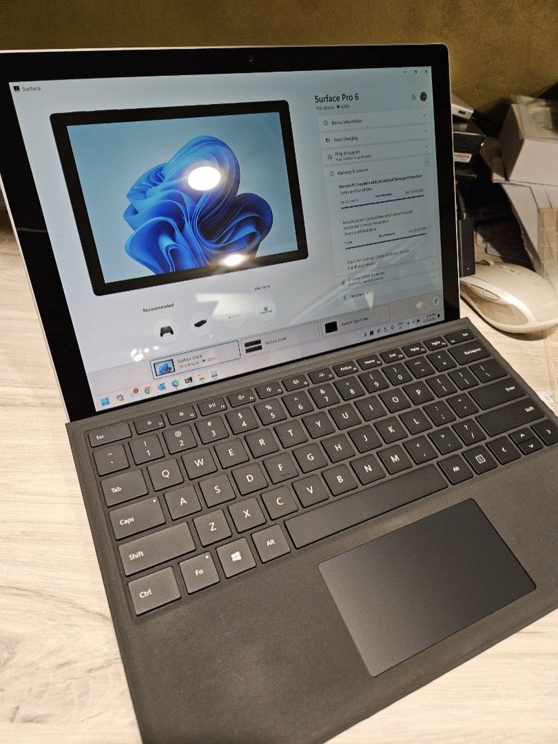 Microsoft Surface Pro 6 (Intel Core i5, 128GB SSD, 8GB RAM) + Surface ...