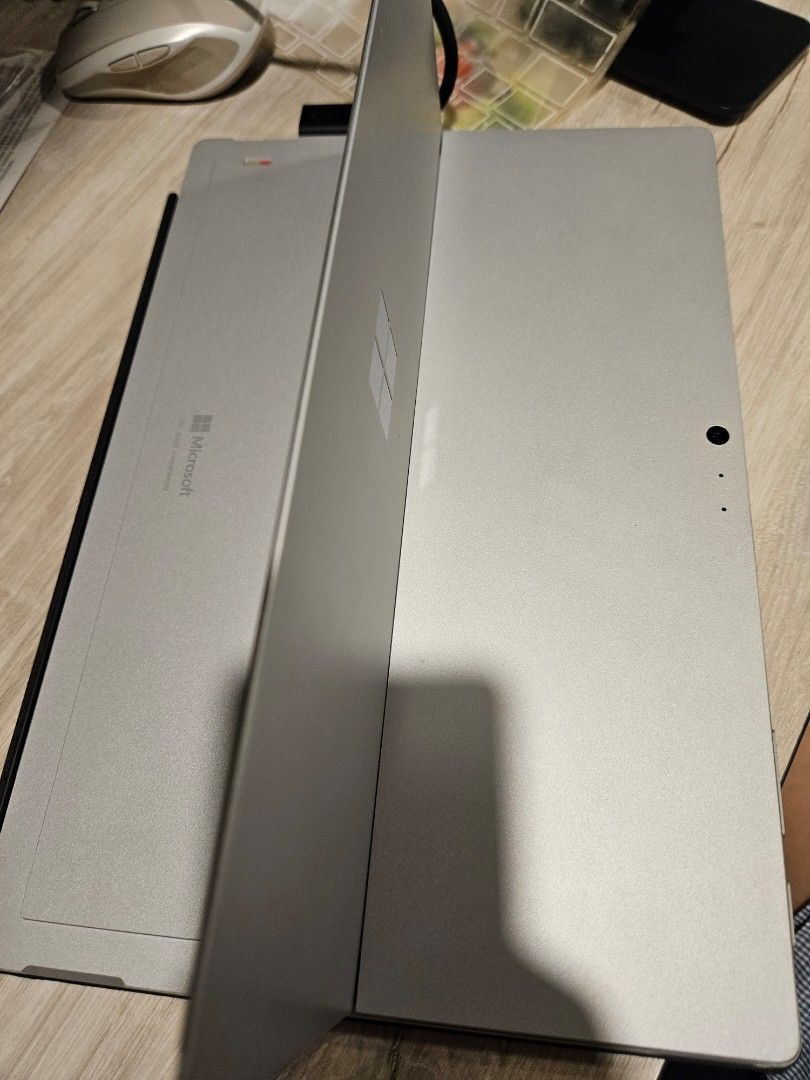 Microsoft Surface Pro 6 (Intel Core i5, 128GB SSD, 8GB RAM) + Surface ...