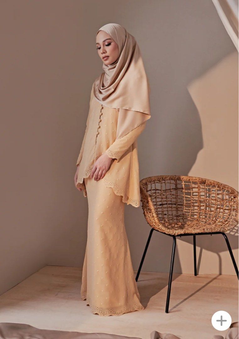 Minimalace Salma Kurung, Women's Fashion, Muslimah Fashion, Baju Kurung ...