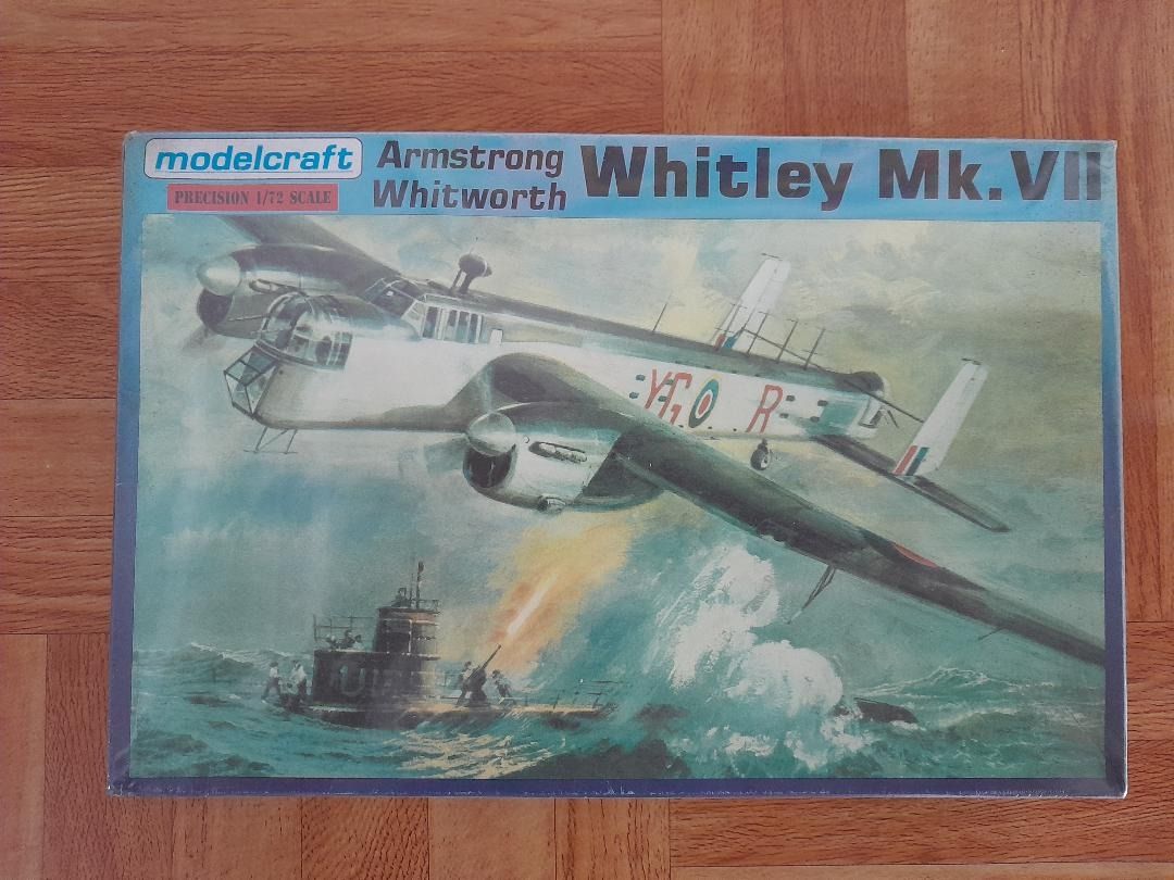 Model Kit: MODELCRAFT 1/72 Armstrong Whitworth Whitley Mk VII British ...