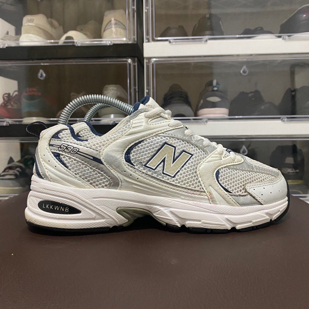 New balance 530 Running Retro Indigo White, Fesyen Pria, Sepatu ...