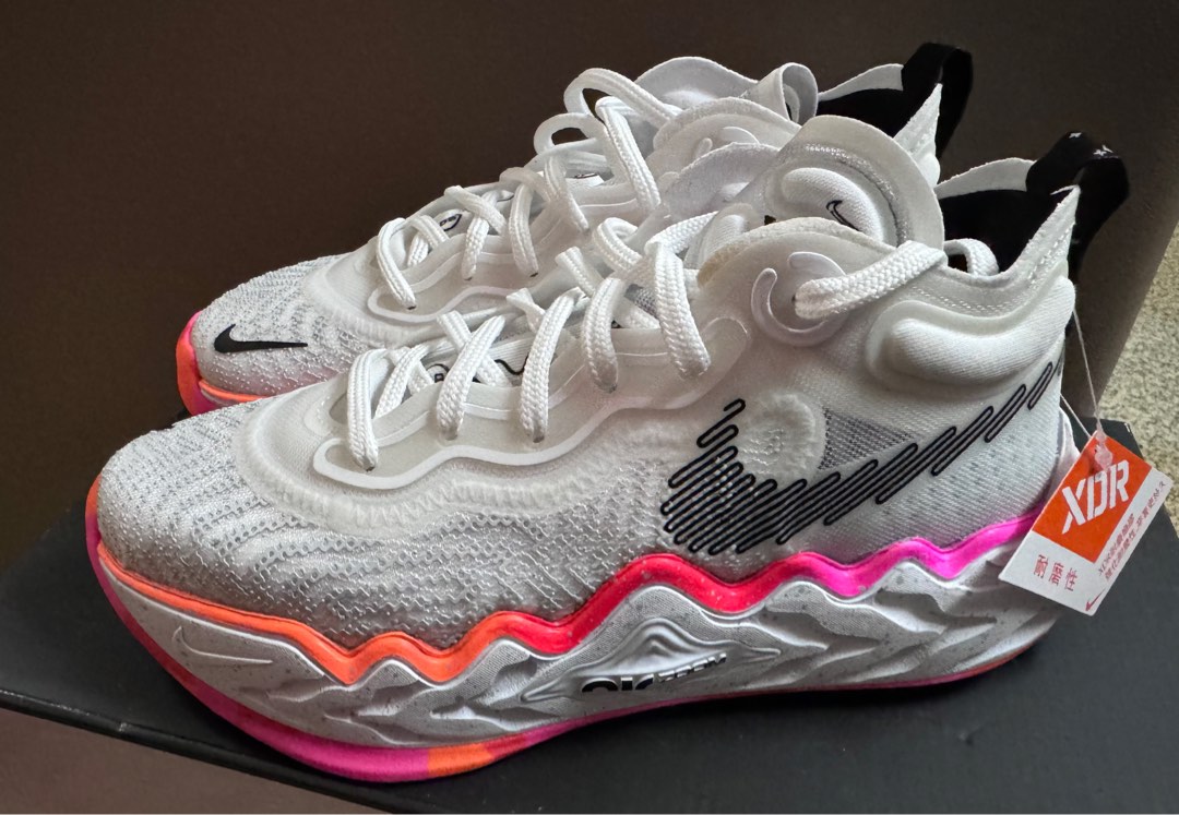 Nike Air Zoom GT Run EP, 女裝, 鞋, 波鞋 - Carousell
