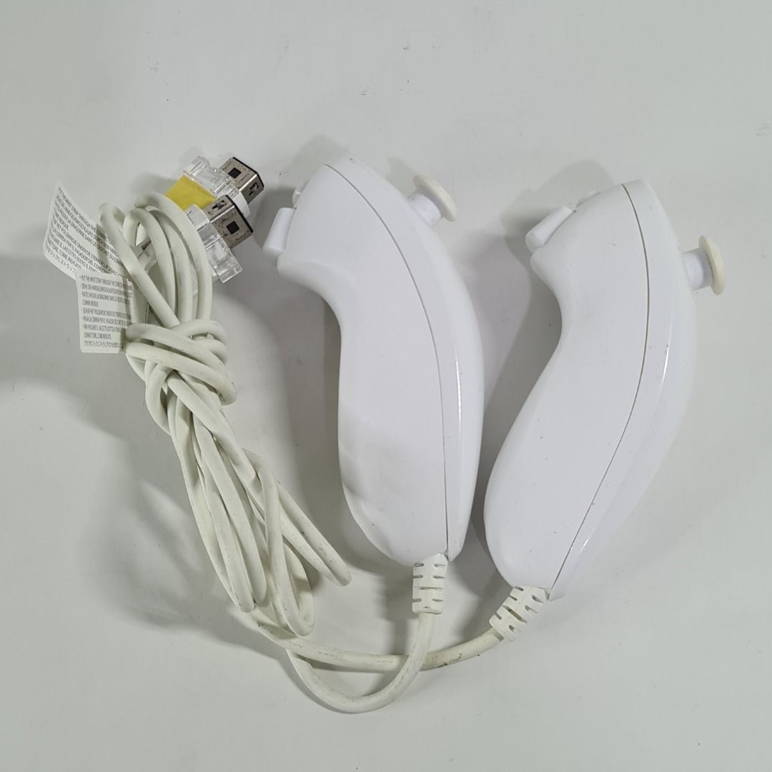 Nintendo Wii Original NunChuck, Video Gaming, Gaming Accessories ...