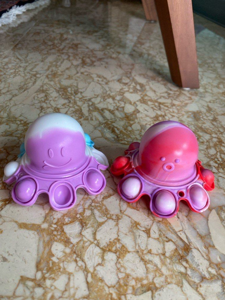 Octopus pop it Reversable, Hobbies & Toys, Toys & Games on Carousell