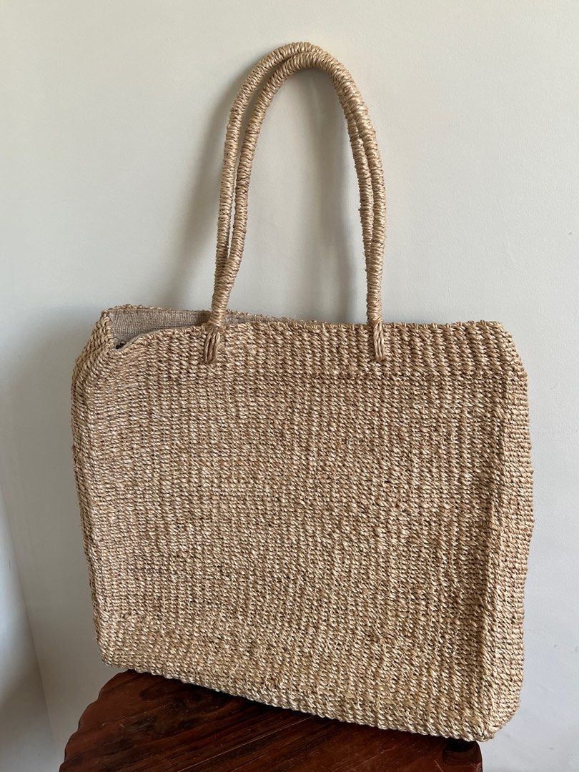 Oversized Abaca Bag, Women's Fashion, Bags & Wallets, Beach Bags on ...