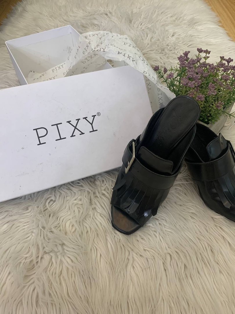 Pixy Block Heel, Luxury, Sneakers & Footwear on Carousell
