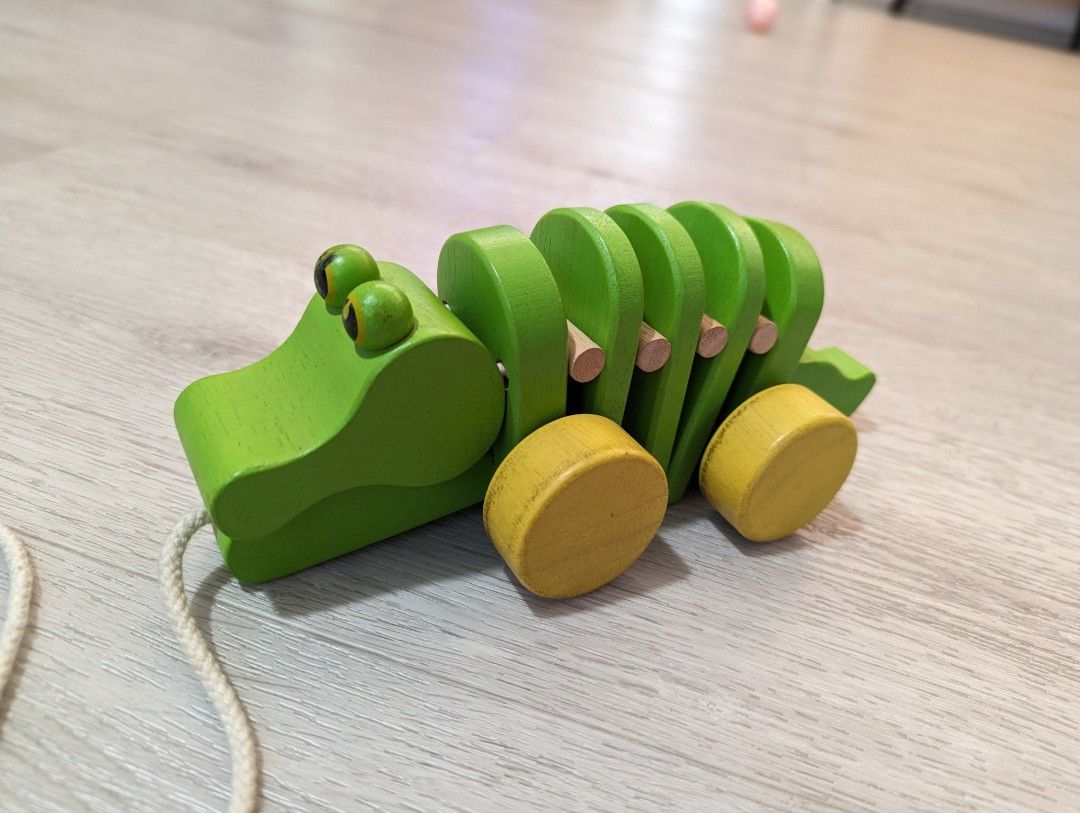 Plan Toy Dancing Alligator, Babies & Kids, Infant Playtime on Carousell