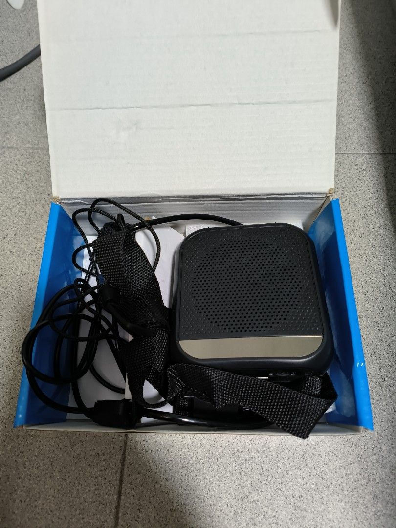 Portable Speaker With Microphone Audio Soundbars Speakers Amplifiers On Carousell