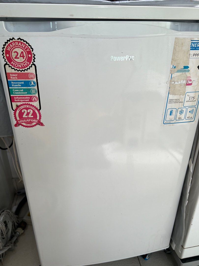 PowerPac Freezer 90L, TV & Home Appliances, Kitchen Appliances ...