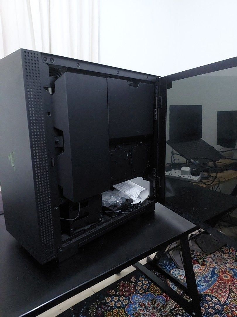 Razer tomahawk atx rgb chassis case, Computers & Tech, Desktops on ...