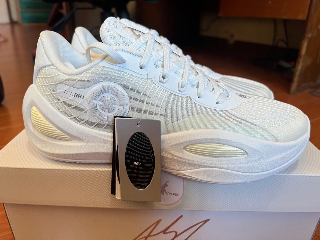 Rigorer Austin reaves AR 1, Men's Fashion, Footwear, Sneakers on Carousell