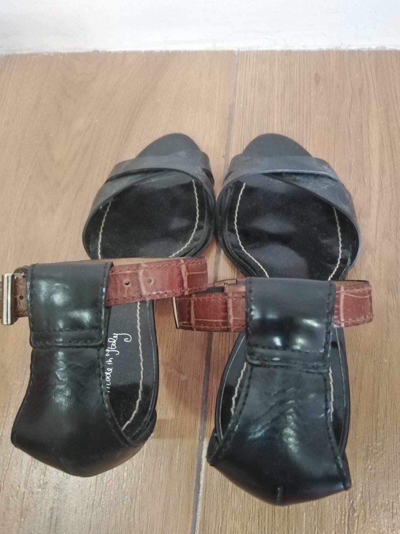 Santoni heels, Women's Fashion, Footwear, Heels on Carousell