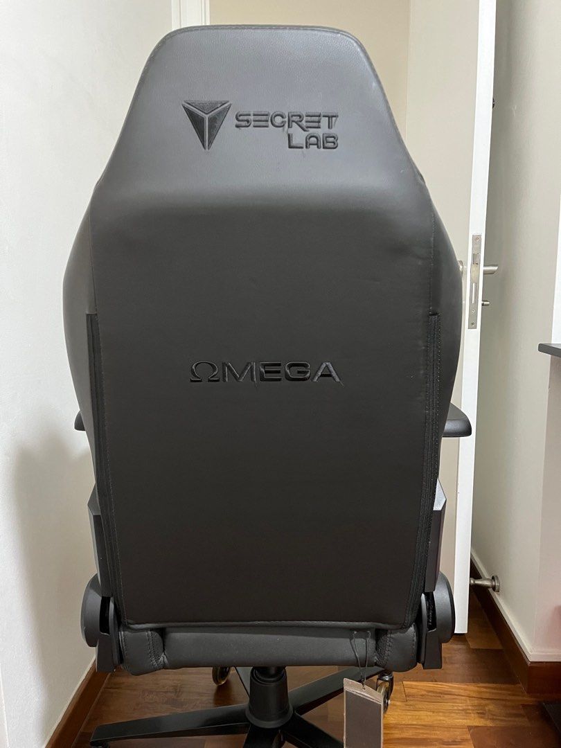 Secret Lab Omega, Furniture & Home Living, Furniture, Chairs on Carousell