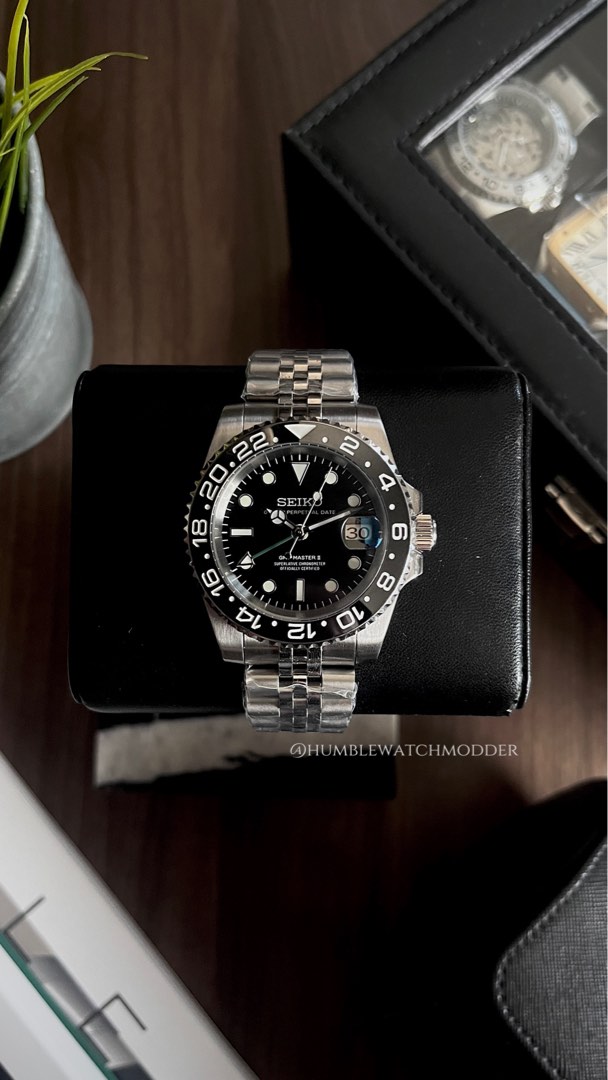Seiko Black GMT Mod, Luxury, Watches on Carousell