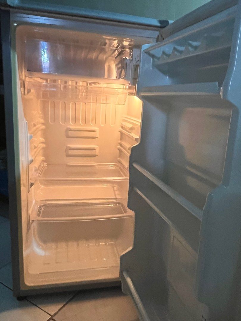 [Selling] SANYO Mini Fridge, TV & Home Appliances, Kitchen Appliances ...