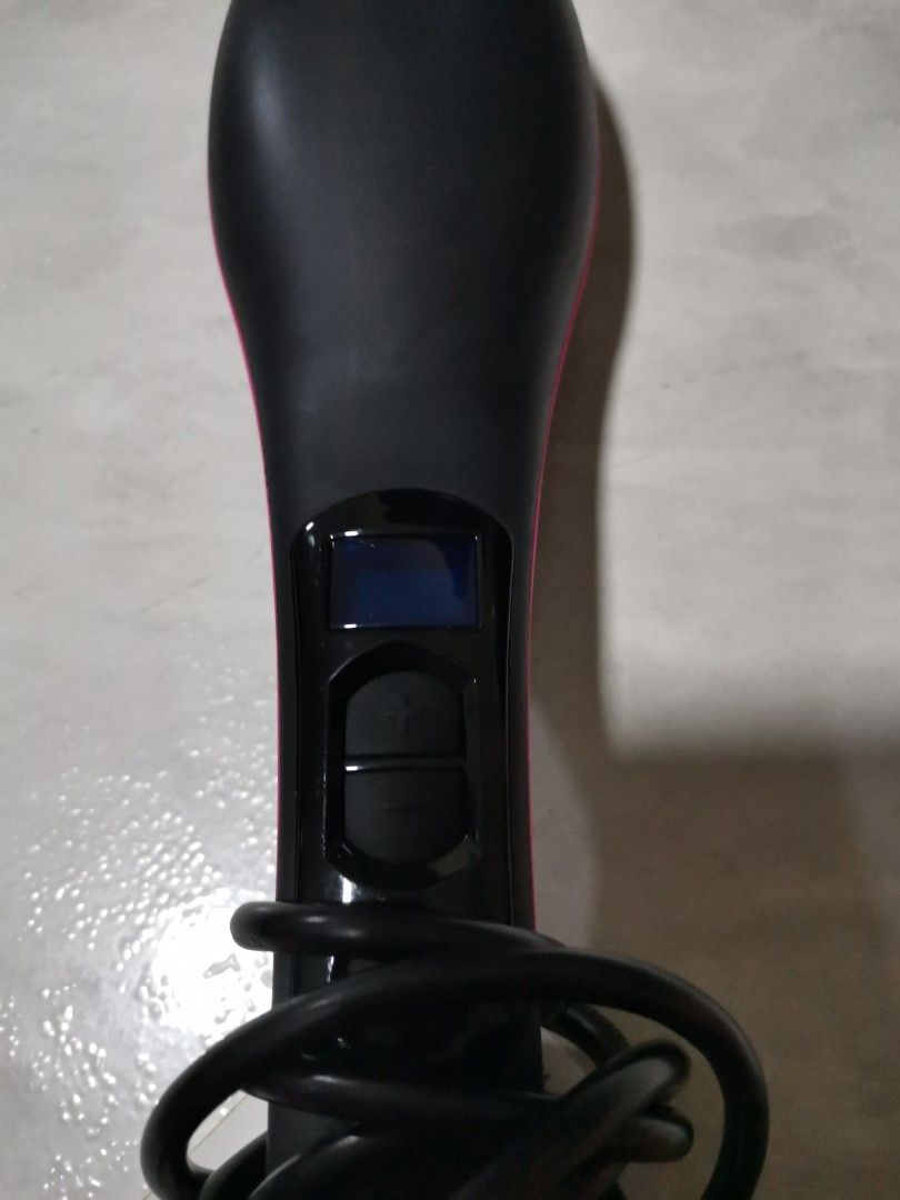 Sony Hair Straightener, Beauty & Personal Care, Hair on Carousell