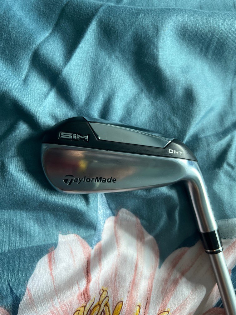 Taylormade sim DHY 3 iron, Sports Equipment, Sports & Games, Golf on ...