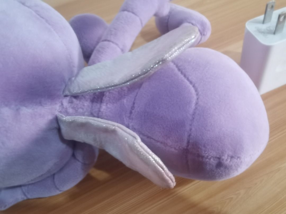 The Disney Store - A Bug's Life - Dot Plush, Hobbies & Toys, Toys ...