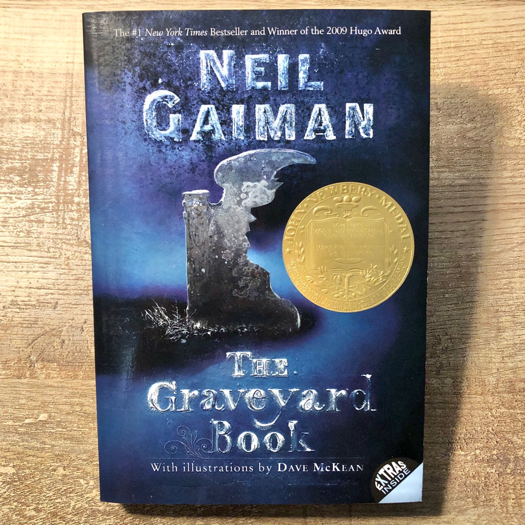 The Graveyard Book by Neil Gaiman English novel 英文原文小說 第十四道門 Coraline ...