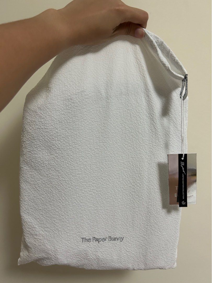 The Paper Bunny Puffer Swing (gala), Women's Fashion, Bags & Wallets ...