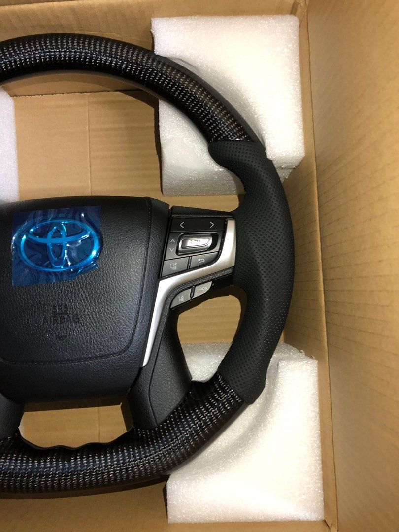 Toyota Hiace carbon fiber steering wheel, Car Accessories, Accessories ...