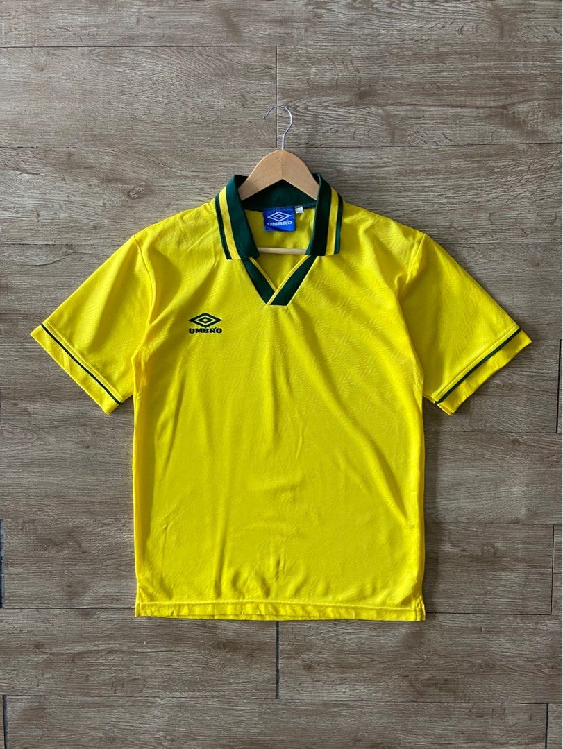 Umbro Retro Jersey , Men's Fashion, Tops & Sets, Tshirts & Polo Shirts ...