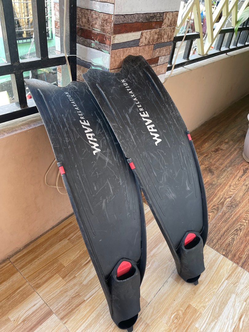 WAVE freediving fins (bought from Ysla), Sports Equipment, Sports ...