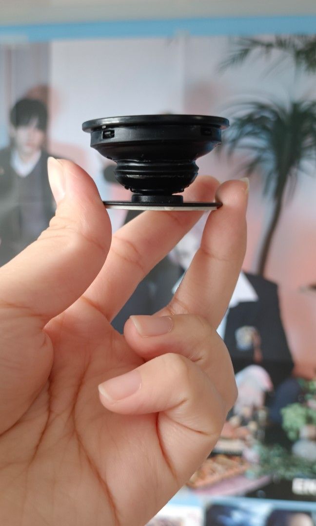 『WTS BlackPink Lisa Popsocket』, Hobbies & Toys, Memorabilia ...