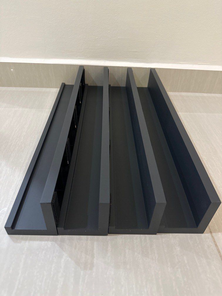 3M command Picture ledge, Furniture & Home Living, Home Decor, Wall ...