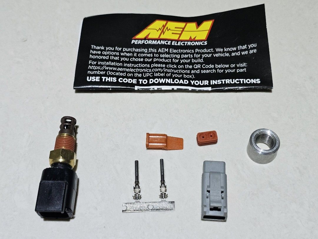 AEM 1/8" NPT Air Temp Sensor Kit, Car Accessories, Accessories on Carousell