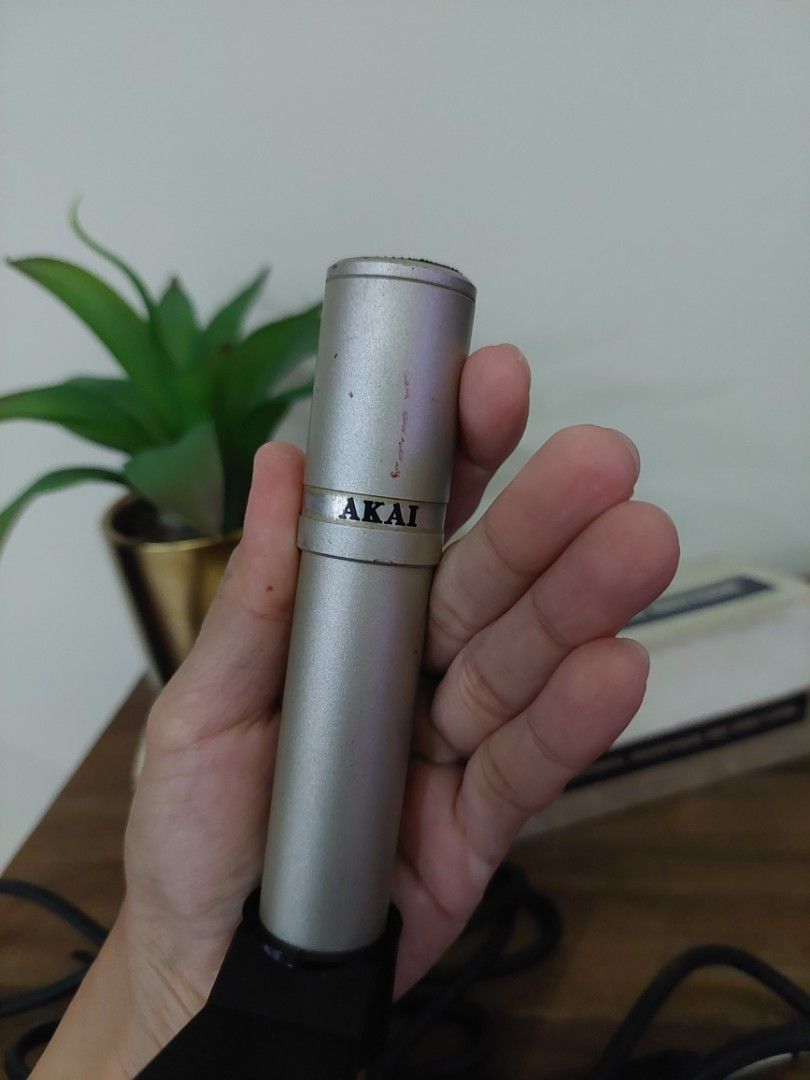 AKAI VINTAGE DYNAMIC MICROPHONE, Audio, Microphones on Carousell