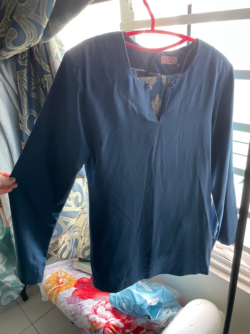 Baju kurung Mini songket, Women's Fashion, Muslimah Fashion, Baju ...