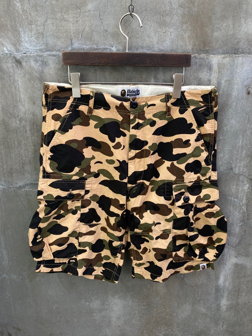 Bape 1st Camo 6 Pocket Cargo Shorts, Men's Fashion, Bottoms, Shorts on Carousell