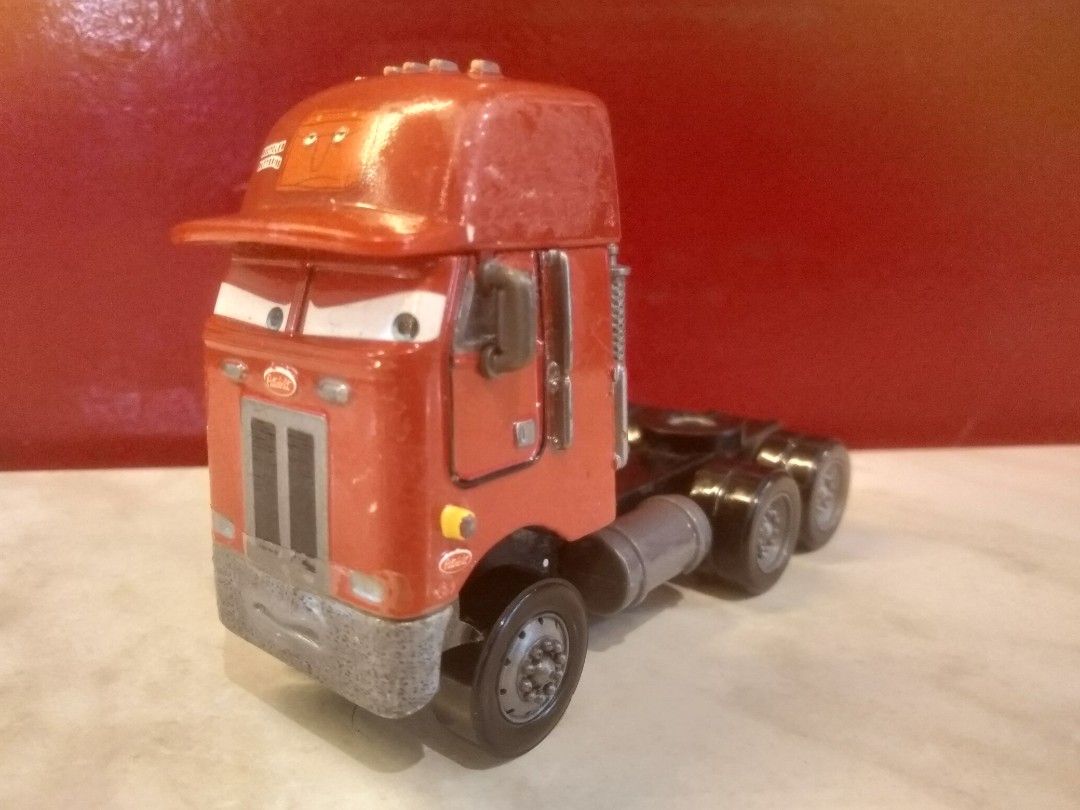 Cars The Movie: Pitstop, Hobbies & Toys, Toys & Games on Carousell