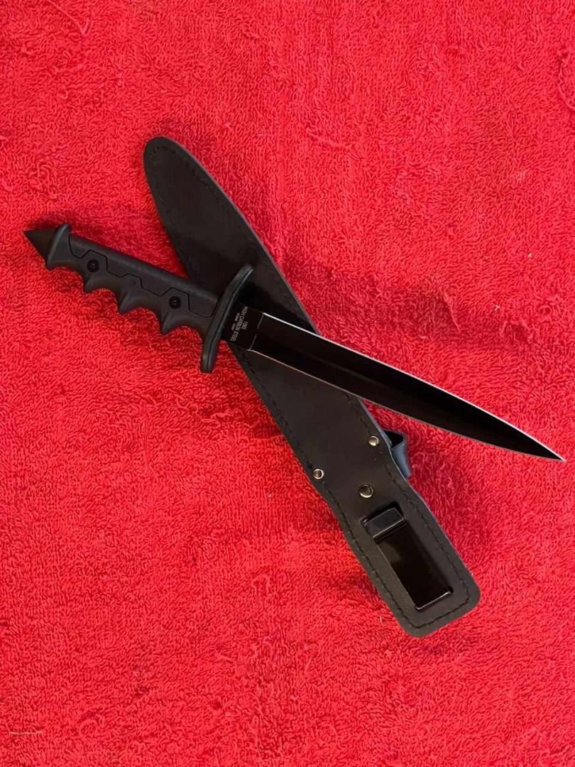 Combat Commander V42 Stiletto Dagger And Sheath, Sports Equipment ...