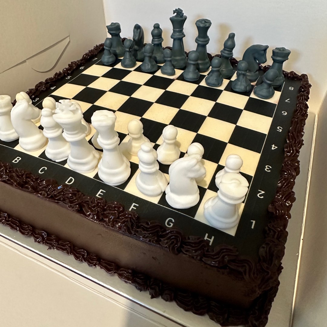 Custom Cake - Chess, Food & Drinks, Homemade Bakes on Carousell