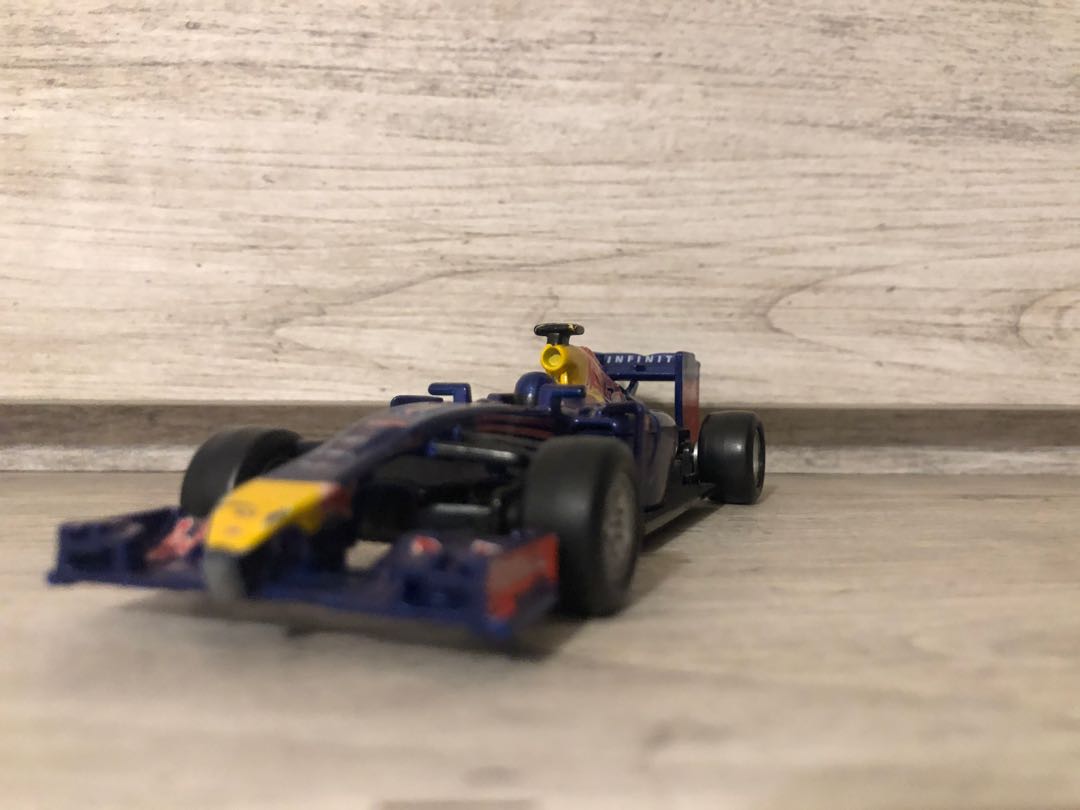 F1 Infinity Red Bull Racing RB10 1/32, Hobbies & Toys, Toys & Games on ...