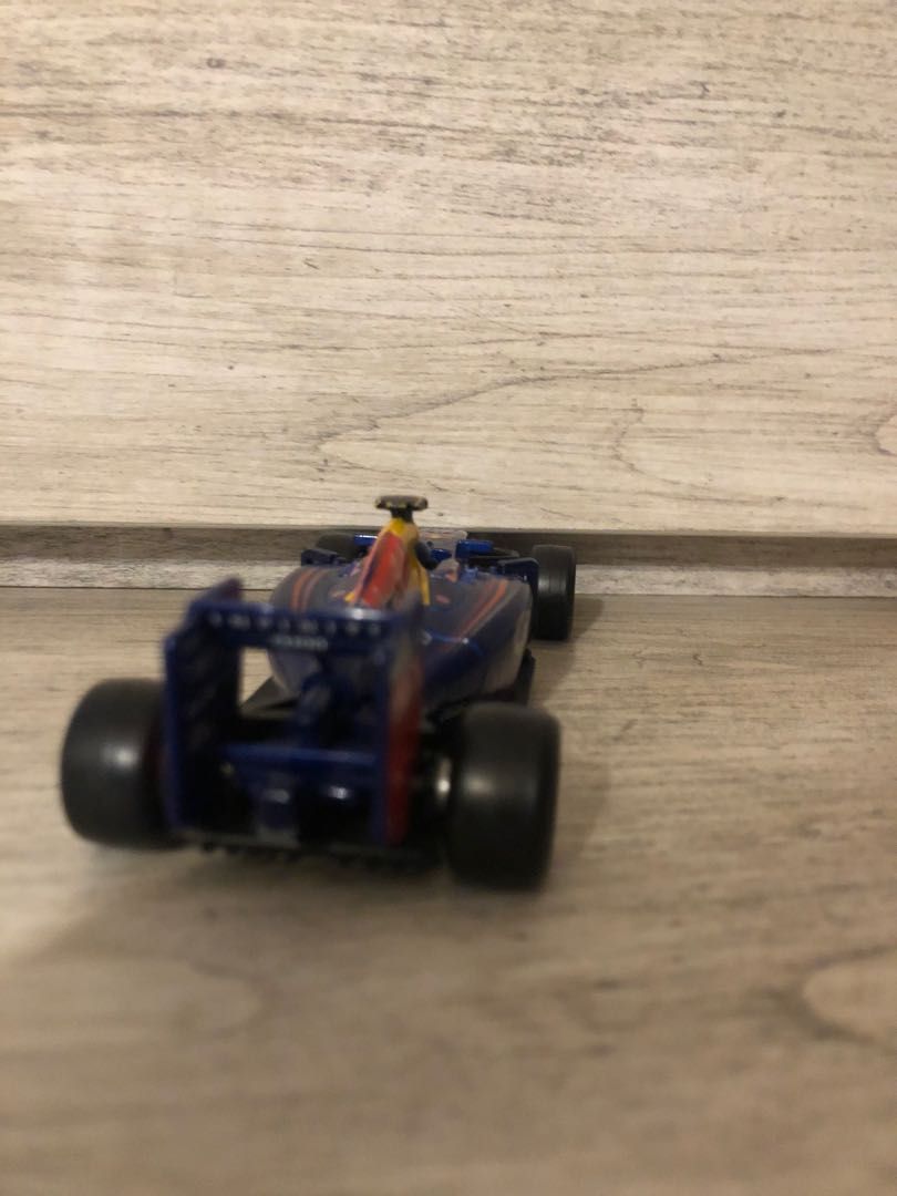 F1 Infinity Red Bull Racing RB10 1/32, Hobbies & Toys, Toys & Games on ...