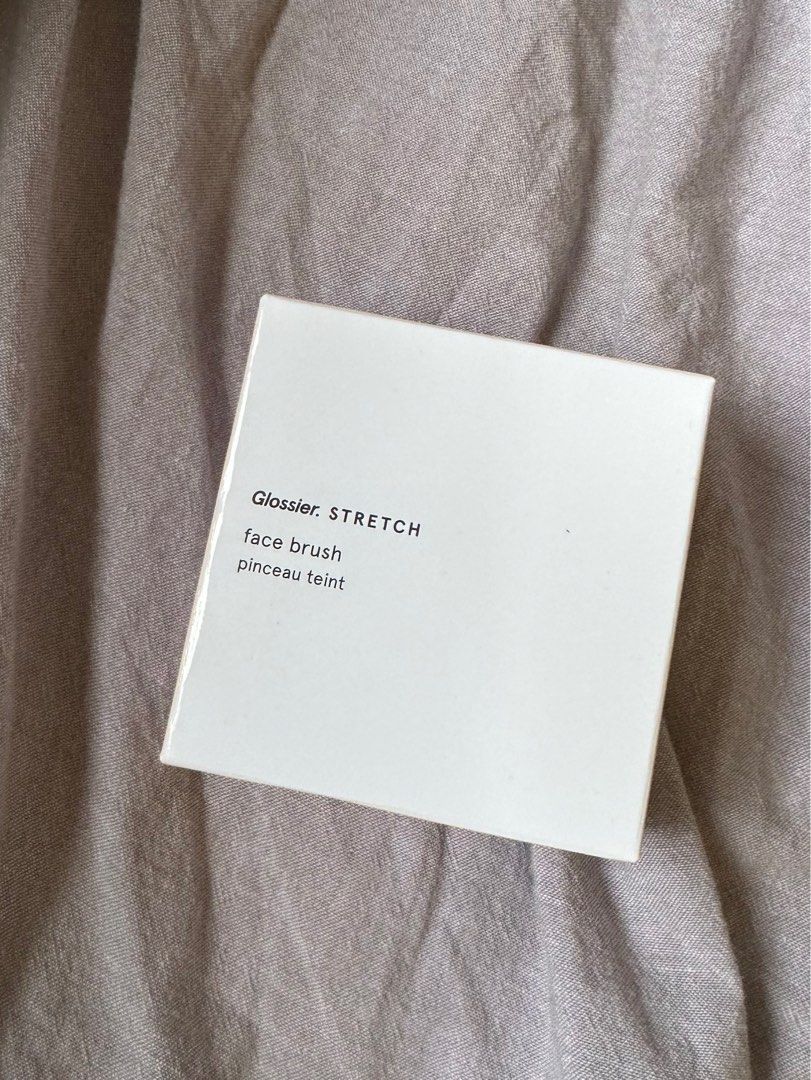Glossier Stretch Face Brush, Beauty & Personal Care, Face, Makeup on ...