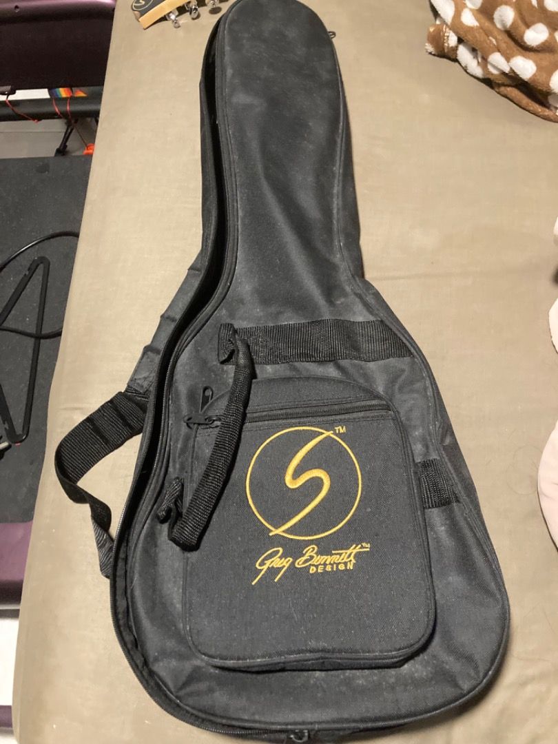 Greg Bennett MMB-1 MR Mini Electric Guitar, Hobbies & Toys, Music ...