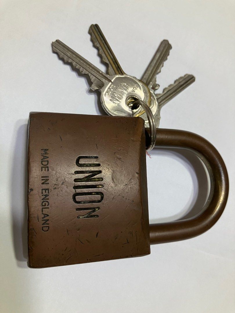 heavy duty UNION padlock Made in England Lubricate with Graphite ...