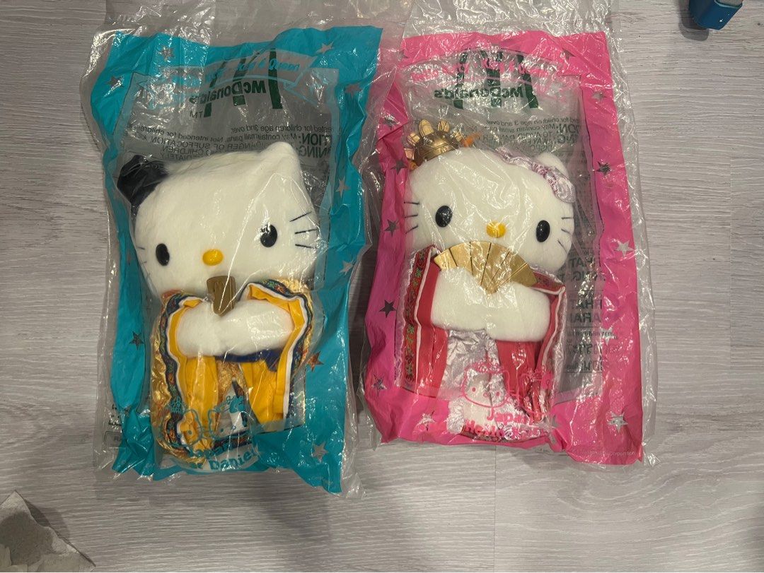 Hello Kitty limited edition sets, Hobbies & Toys, Toys & Games on Carousell