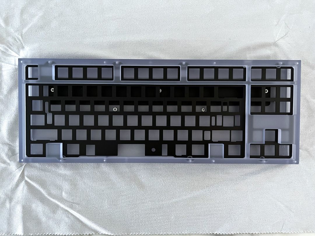 Hiney TKL One Frost PC w/ extras, Computers & Tech, Parts & Accessories ...