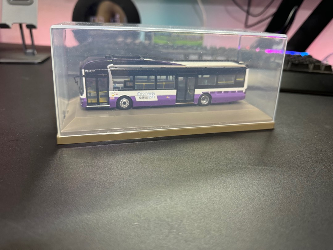 HK 1/76 Discovery Bay MAN A22 Bus model, Hobbies & Toys, Memorabilia ...