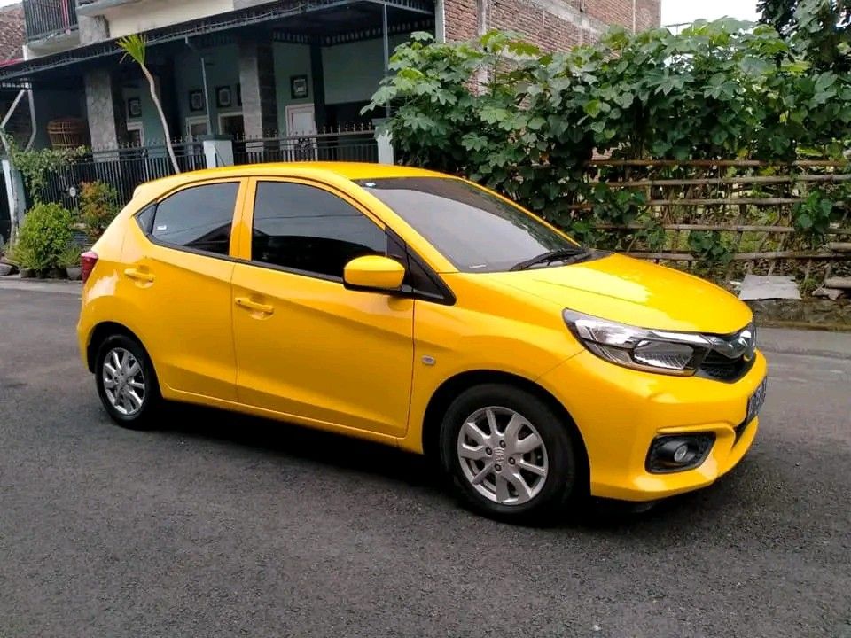 Honda Brio matic tahun 2020 yellow, Aksesoris Mobil di Carousell