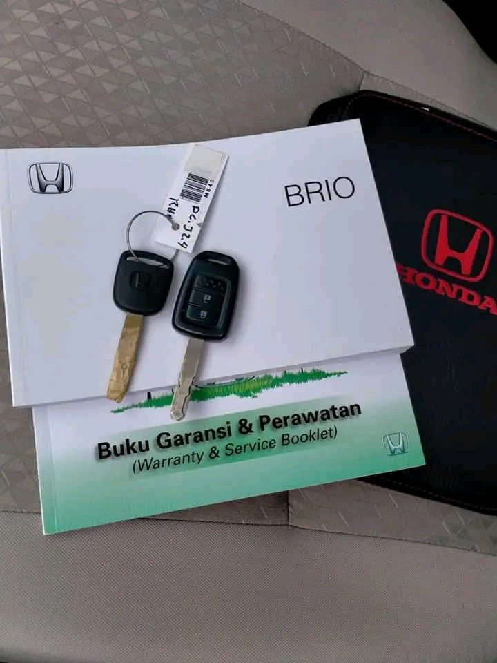 Honda Brio matic tahun 2020 yellow, Aksesoris Mobil di Carousell