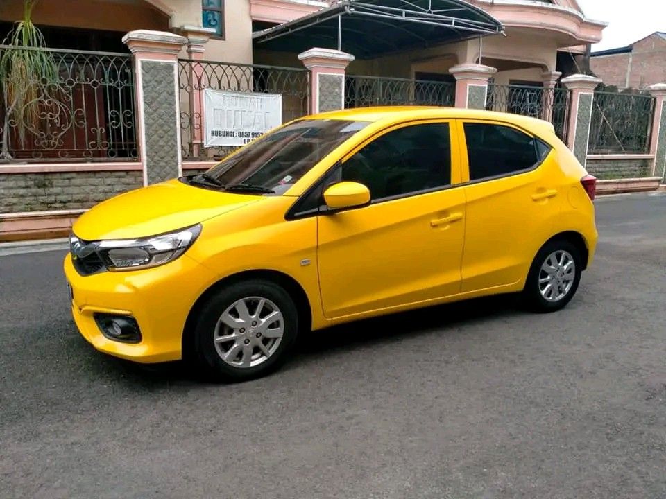Honda Brio matic tahun 2020 yellow, Aksesoris Mobil di Carousell